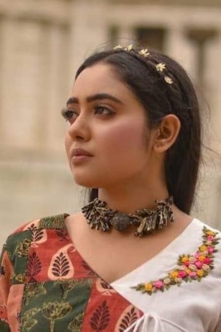 Anuska Chakraborty Biography, Age, Height Boyfriend, Movies, Wiki & More